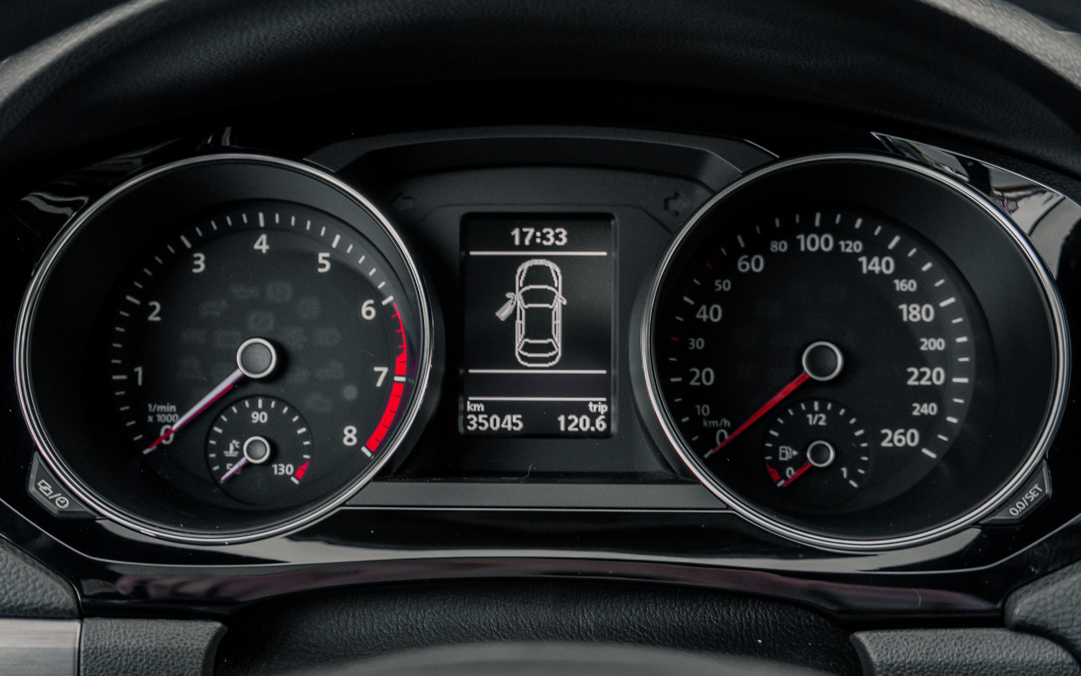 Vehicle Check of The Odometer Tampering Signs
